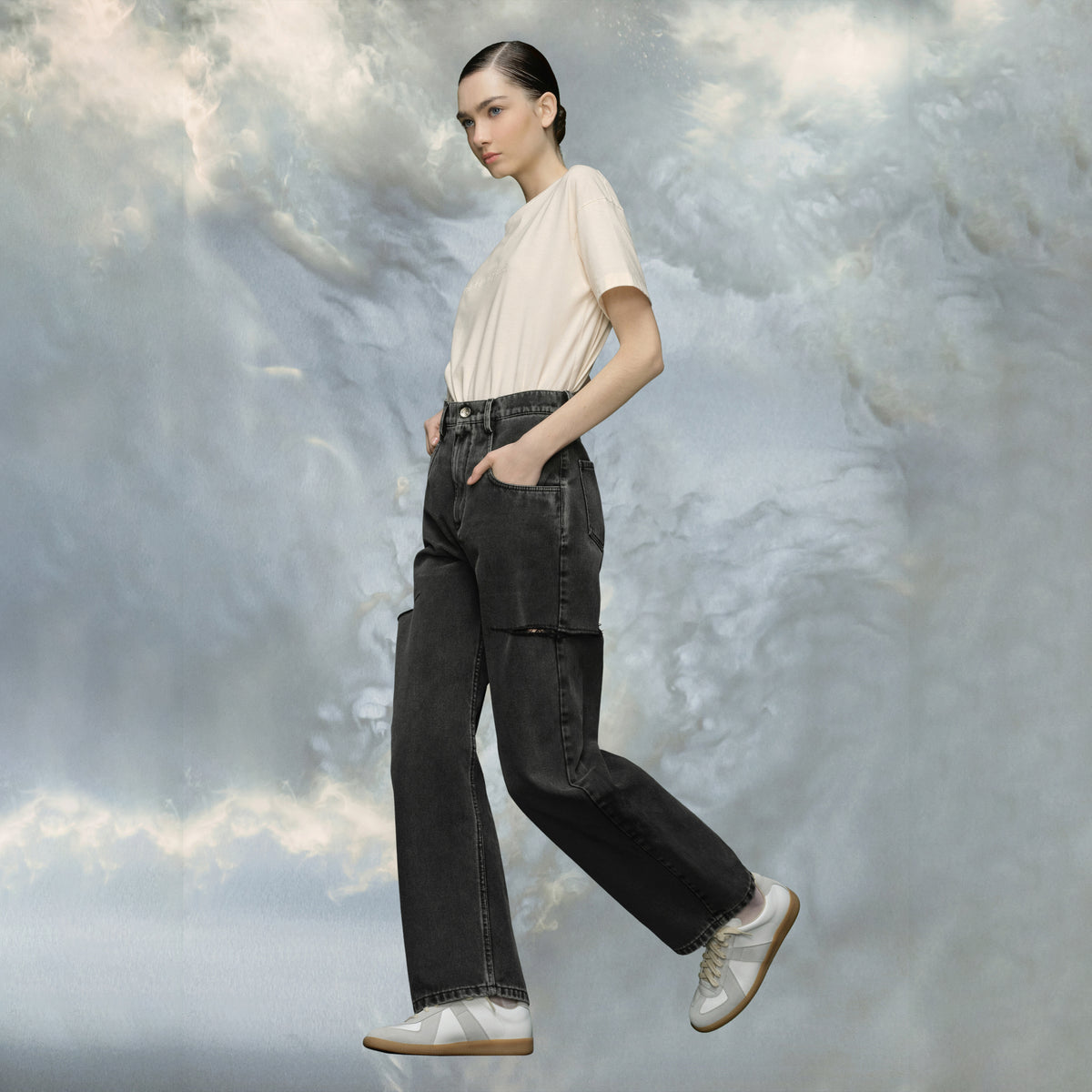 DENIM JEANS WITH SLASH DETAILS – OBLIGE